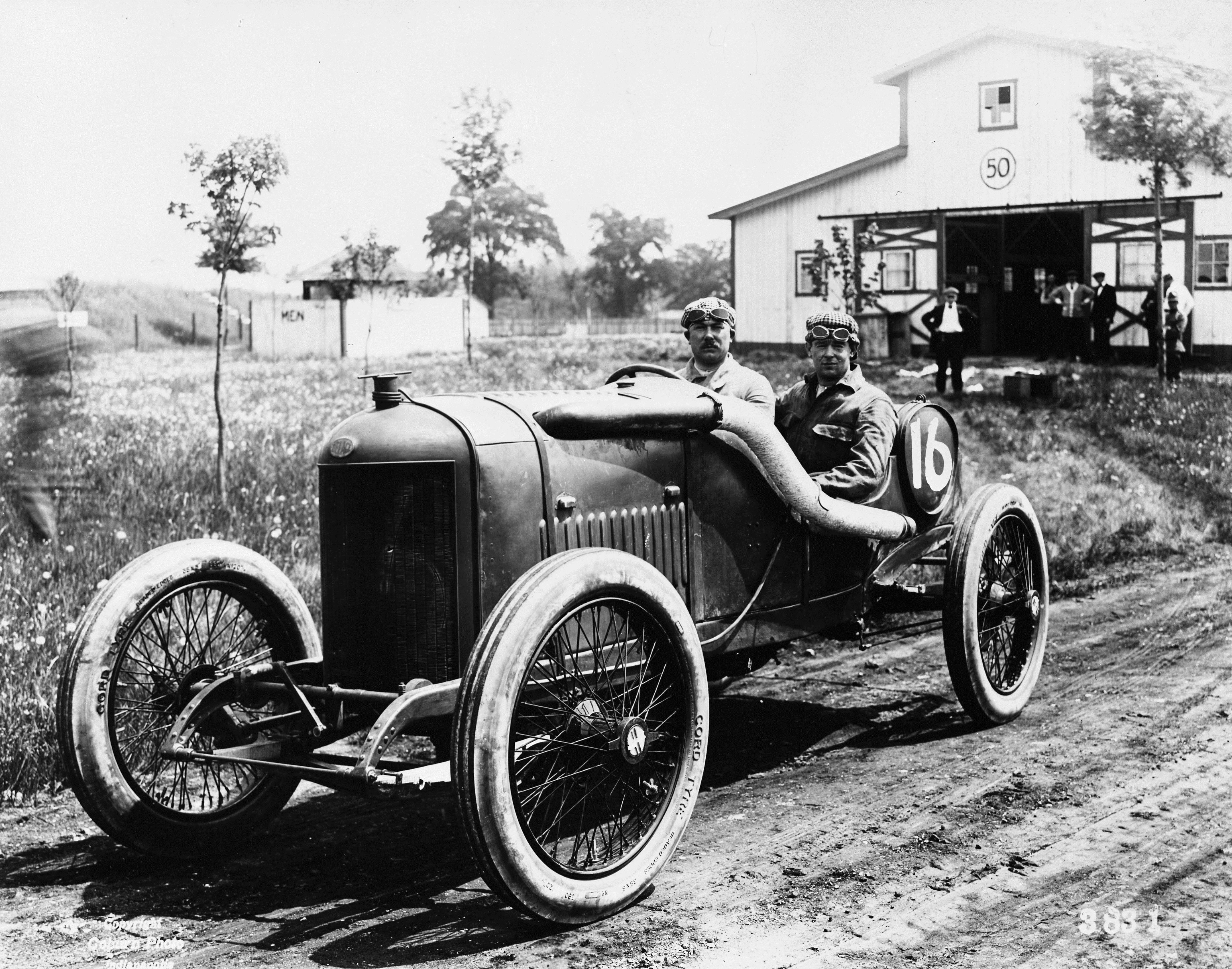 Photos of the Day: The Early Days of the Indianapolis 500 - Electrical ...
