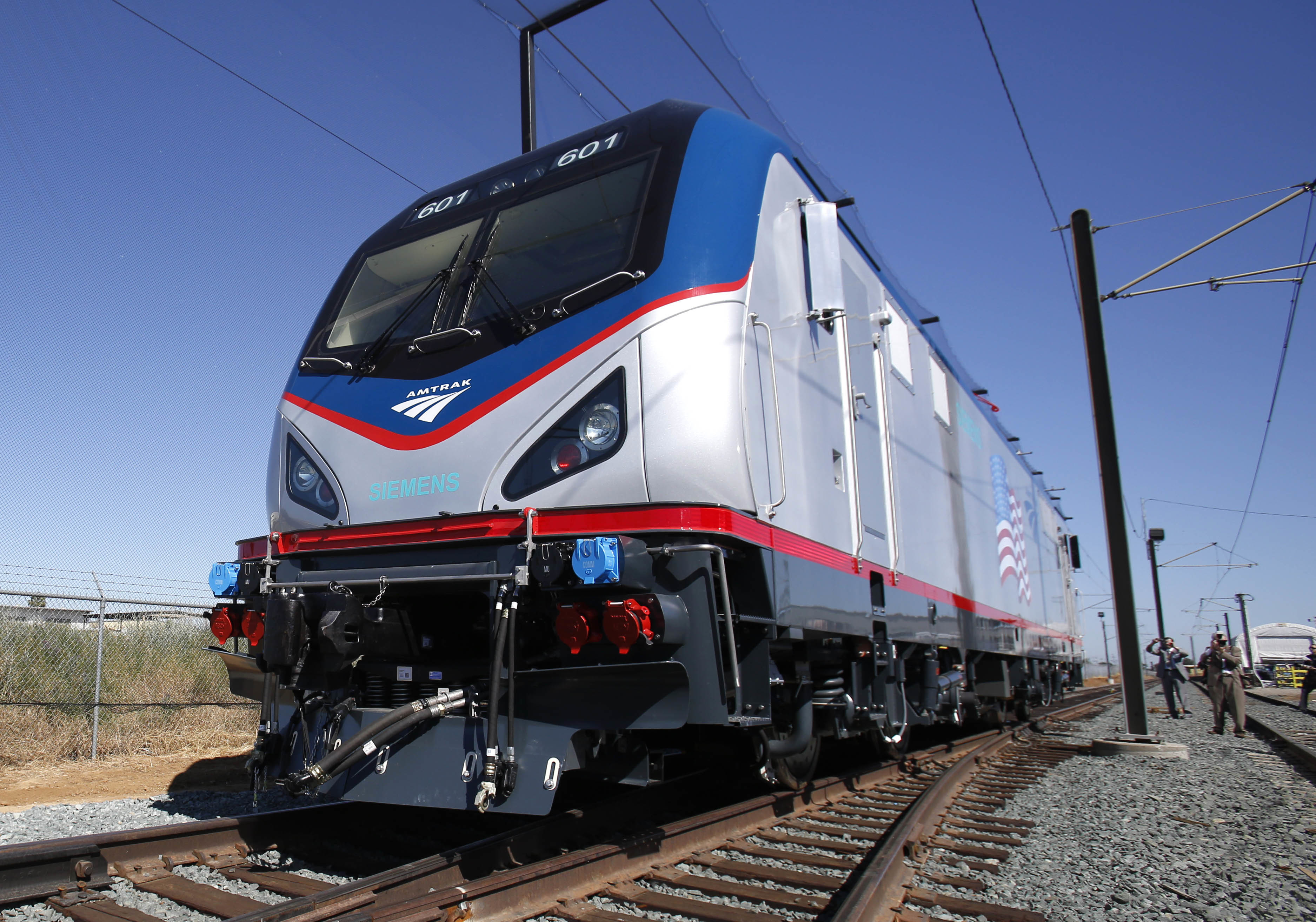 Amtrak: New Locomotives Have Cut Delays Nearly 25% - Electrical ...