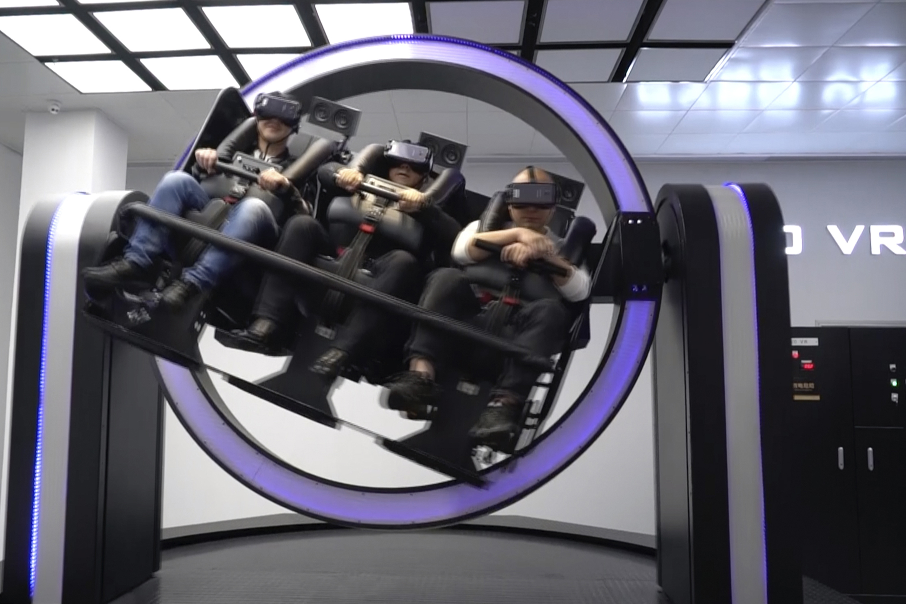 Far From Glitzy Tech Hubs, Chinese City Bets Big on VR - Electrical ...